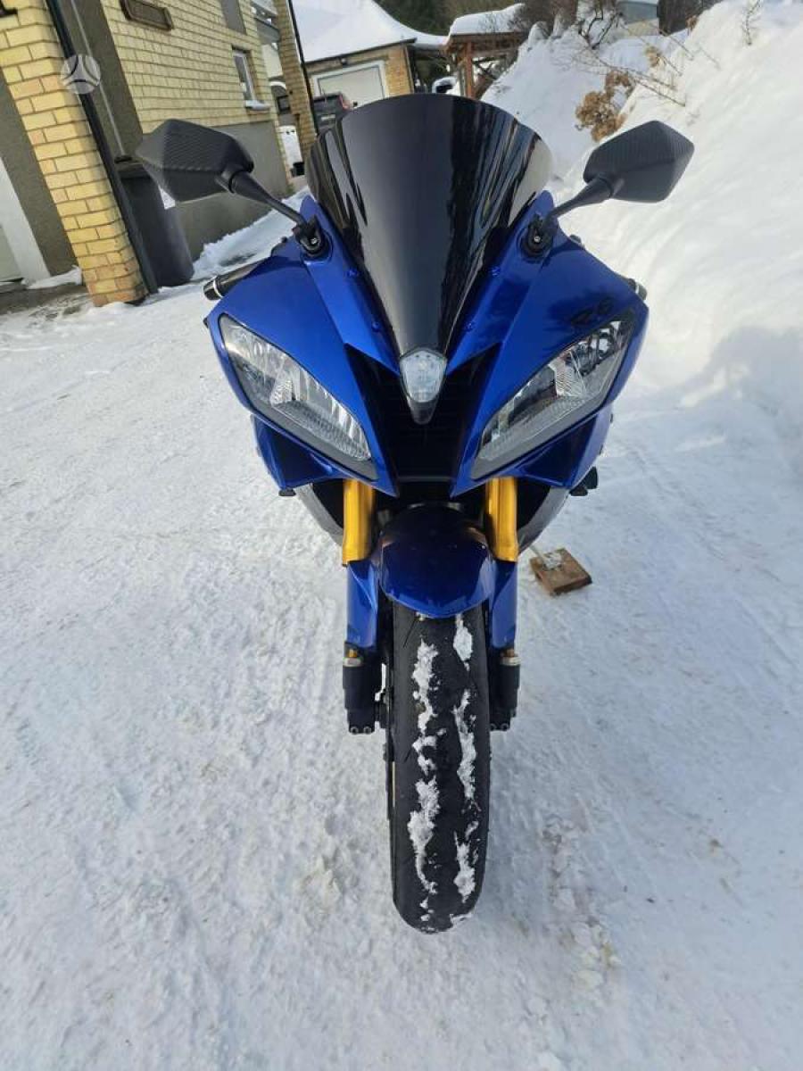 Zils Yamaha R6 2006 Pasvalys, ar dzinēja tilpumu 0.60 L un nobraukumu 33 tūkst. km par 5350 €, foto 4 vietnē AUTOMOTO.COM.LV