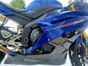Zils Yamaha R6 2006 Pasvalys, ar dzinēja tilpumu 0.60 L un nobraukumu 33 tūkst. km par 5350 €, foto 10 vietnē AUTOMOTO.COM.LV