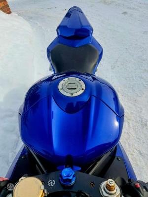 Zils Yamaha R6 2006 Pasvalys, ar dzinēja tilpumu 0.60 L un nobraukumu 33 tūkst. km par 5350 €, foto 17 vietnē AUTOMOTO.COM.LV