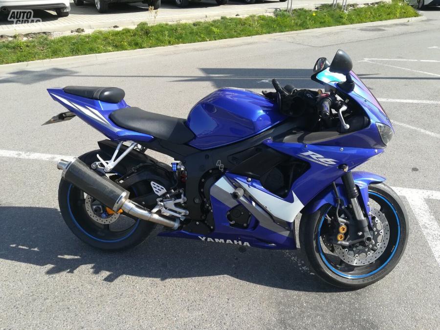 Blue Yamaha R6 2006 in Vilnius, with an engine capacity of 0.60 L and mileage of 32 thousand km for 2850 €, photo 4 on AUTOMOTO.COM.LV