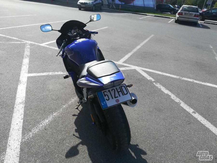 Blue Yamaha R6 2006 in Vilnius, with an engine capacity of 0.60 L and mileage of 32 thousand km for 2850 €, photo 6 on AUTOMOTO.COM.LV