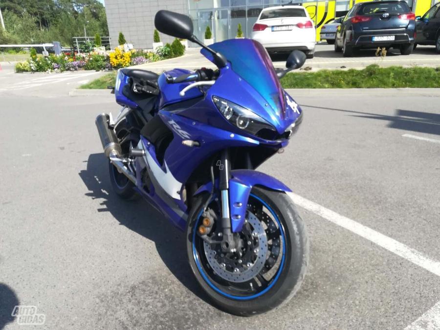 Blue Yamaha R6 2006 in Vilnius, with an engine capacity of 0.60 L and mileage of 32 thousand km for 2850 €, photo 8 on AUTOMOTO.COM.LV