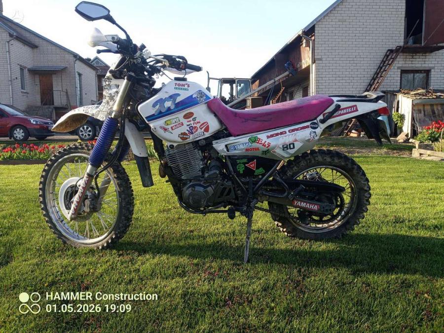 Grey Yamaha R6 1993 in Jurbarkas, with an engine capacity of 0.60 L and mileage of 46 thousand km for 1750 €, photo 1 on AUTOMOTO.COM.LV