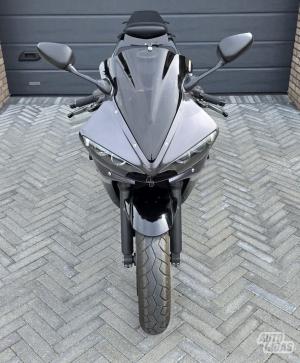 Grey Yamaha R6 2003 in Kaunas, with an engine capacity of 0.00 L and mileage of 31 thousand km for 3200 €, photo 7 on AUTOMOTO.COM.LV