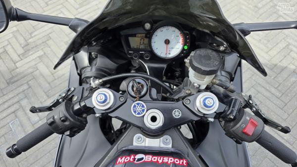 Grey Yamaha R6 2003 in Kaunas, with an engine capacity of 0.00 L and mileage of 31 thousand km for 3200 €, photo 9 on AUTOMOTO.COM.LV