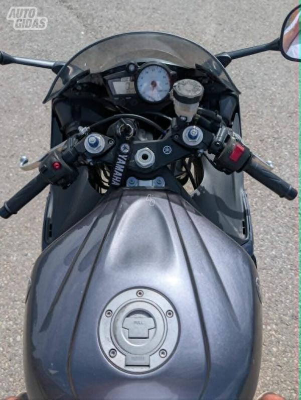 Grey Yamaha R6 2004 in Kaunas, with an engine capacity of 0.60 L and mileage of 55 thousand km for 3100 €, photo 10 on AUTOMOTO.COM.LV