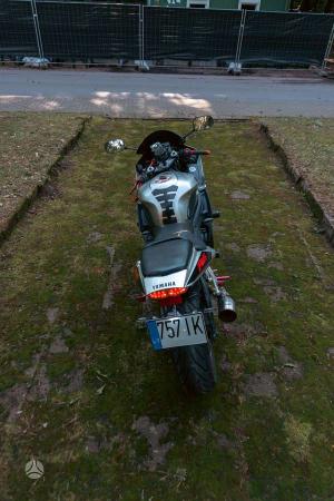 Grey Yamaha R6 2005 in Alytus, with an engine capacity of 0.60 L and mileage of 39 thousand km for 3800 €, photo 11 on AUTOMOTO.COM.LV