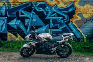 Grey Yamaha R6 2005 in Alytus, with an engine capacity of 0.60 L and mileage of 39 thousand km for 3800 €, photo 18 on AUTOMOTO.COM.LV