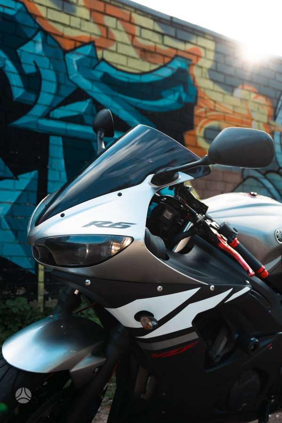 Grey Yamaha R6 2005 in Alytus, with an engine capacity of 0.60 L and mileage of 39 thousand km for 3800 €, photo 19 on AUTOMOTO.COM.LV