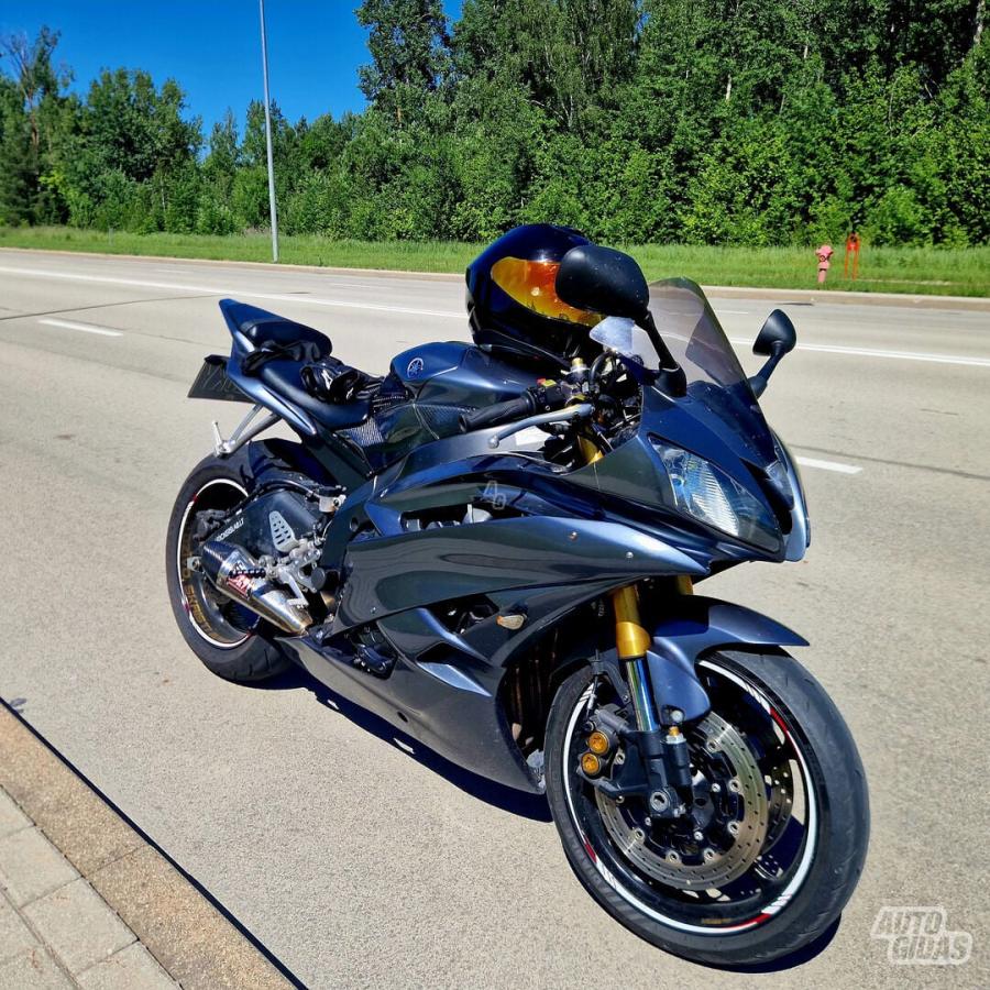 Grey Yamaha R6 2007 in Radviliskis, with an engine capacity of 0.60 L and mileage of 70 thousand km for 4200 €, photo 3 on AUTOMOTO.COM.LV