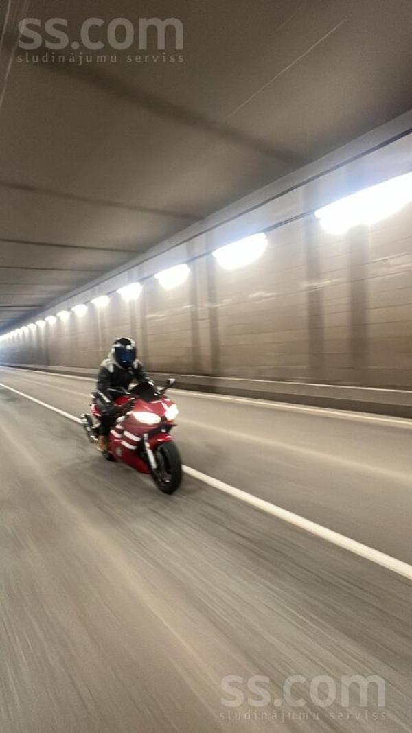 Yamaha R6 1999 Rīga, ar dzinēja tilpumu 0.60 L un nobraukumu 0 tūkst. km par 2400 €, foto 7 vietnē AUTOMOTO.COM.LV