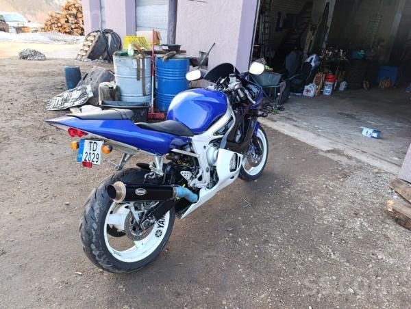 Yamaha R6 1999 in Rezekne, with an engine capacity of 0.60 L and mileage of 0 thousand km for 1850 €, photo 2 on AUTOMOTO.COM.LV