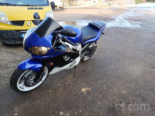 Yamaha R6 1999 in Rezekne, with an engine capacity of 0.60 L and mileage of 0 thousand km for 1850 €, photo 4 on AUTOMOTO.COM.LV