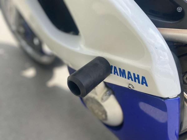 Yamaha R6 1999 Marijampole, ar dzinēja tilpumu 0.60 L un nobraukumu 35 tūkst. km par 1750 €, foto 4 vietnē AUTOMOTO.COM.LV
