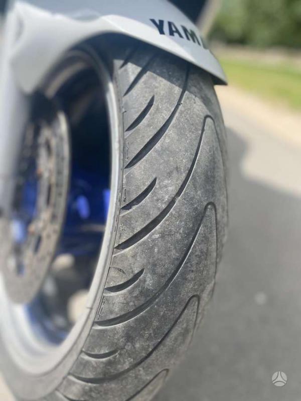 Yamaha R6 1999 Marijampole, ar dzinēja tilpumu 0.60 L un nobraukumu 35 tūkst. km par 1750 €, foto 8 vietnē AUTOMOTO.COM.LV