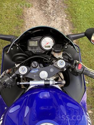 Yamaha R6 1999 in Kuldiga, with an engine capacity of 0.60 L and mileage of 0 thousand km for 3000 €, photo 5 on AUTOMOTO.COM.LV