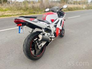 Yamaha R6 1999 Jēkabpils, ar dzinēja tilpumu 0.60 L un nobraukumu 0 tūkst. km par 1500 €, foto 1 vietnē AUTOMOTO.COM.LV