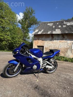 Yamaha R6 2000 in Bauska, with an engine capacity of 0.60 L and mileage of 0 thousand km for 2200 €, photo 4 on AUTOMOTO.COM.LV