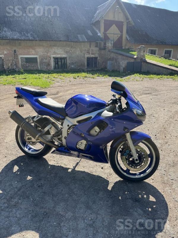 Yamaha R6 2000 in Bauska, with an engine capacity of 0.60 L and mileage of 0 thousand km for 2200 €, photo 7 on AUTOMOTO.COM.LV