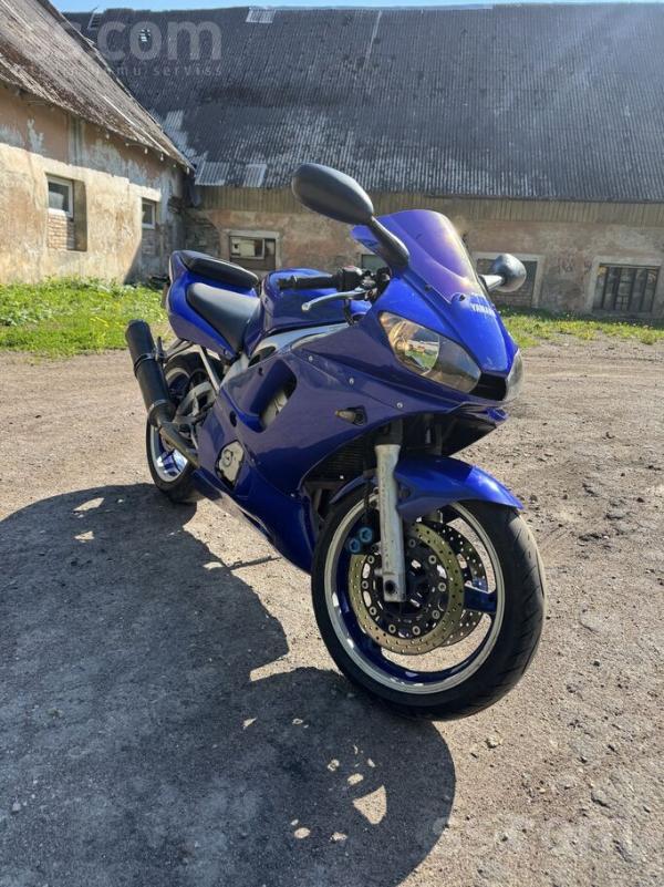 Yamaha R6 2000 in Bauska, with an engine capacity of 0.60 L and mileage of 0 thousand km for 2200 €, photo 8 on AUTOMOTO.COM.LV