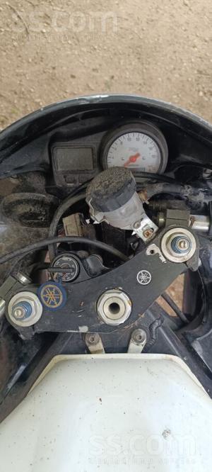 Yamaha R6 2000 Rēzekne, ar dzinēja tilpumu 0.60 L un nobraukumu 0 tūkst. km par 1350 €, foto 8 vietnē AUTOMOTO.COM.LV