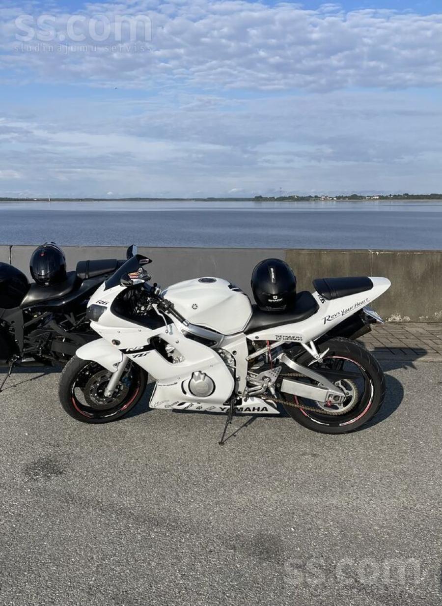 Yamaha R6 2000 in Jelgava, with an engine capacity of 0.60 L and mileage of 0 thousand km for 1700 €, photo 1 on AUTOMOTO.COM.LV