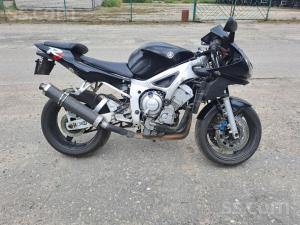 Yamaha R6 2001 in Bauska, with an engine capacity of 0.60 L and mileage of 0 thousand km for 1850 €, photo 3 on AUTOMOTO.COM.LV