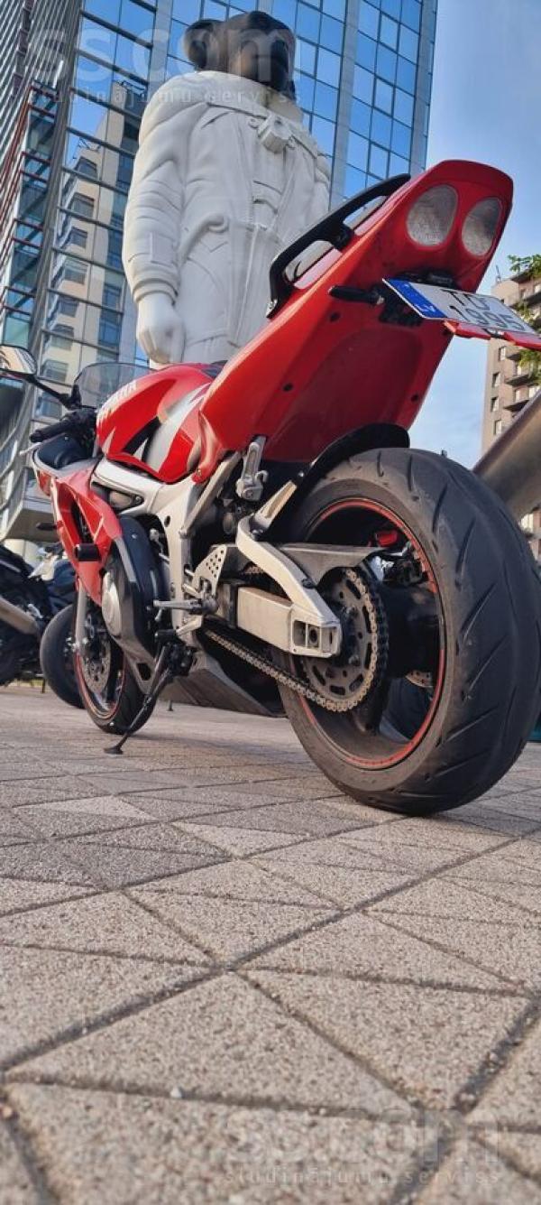 Ямаха R6 2002 в Рига, объемом двигателя 0.60 л и пробегом 0 тыс. км за 1500 €, фото 3 на AUTOMOTO.COM.LV