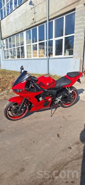 Yamaha R6 2003 Rīga, ar dzinēja tilpumu 0.60 L un nobraukumu 0 tūkst. km par 3650 €, foto 2 vietnē AUTOMOTO.COM.LV