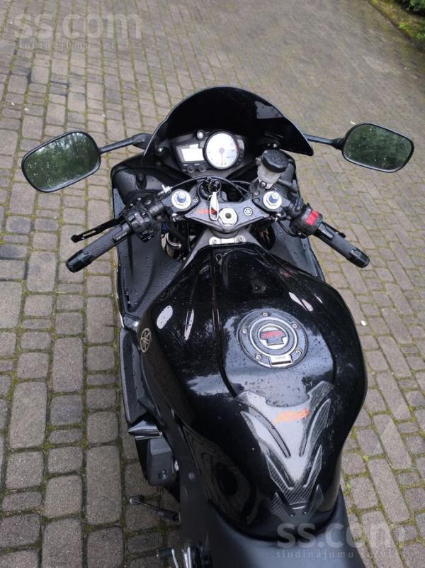 Yamaha R6 2003 Ludza, ar dzinēja tilpumu 0.60 L un nobraukumu 0 tūkst. km par 3200 €, foto 3 vietnē AUTOMOTO.COM.LV