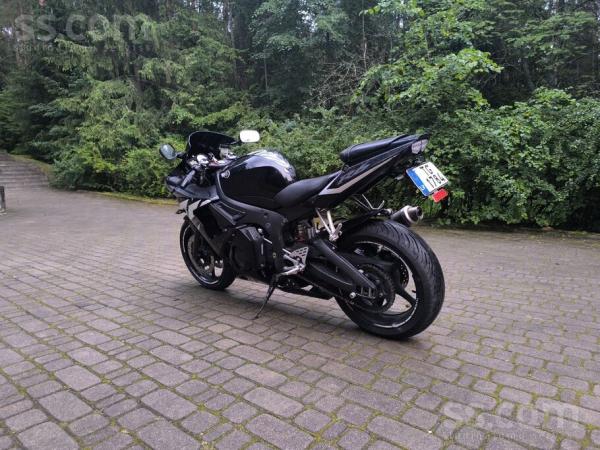 Yamaha R6 2003 Ludza, ar dzinēja tilpumu 0.60 L un nobraukumu 0 tūkst. km par 3200 €, foto 5 vietnē AUTOMOTO.COM.LV