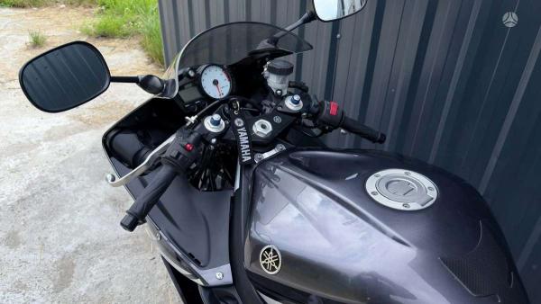 Yamaha R6 2003 in Klaipeda, with an engine capacity of 0.60 L and mileage of 54 thousand km for 3900 €, photo 8 on AUTOMOTO.COM.LV