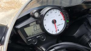 Ямаха R6 2003 в Клайпеда, объемом двигателя 0.60 л и пробегом 54 тыс. км за 3900 €, фото 13 на AUTOMOTO.COM.LV