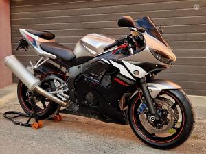 Yamaha R6 2003 in Vilnius, with an engine capacity of 0.60 L and mileage of 34 thousand km for 3650 €, photo  on AUTOMOTO.COM.LV