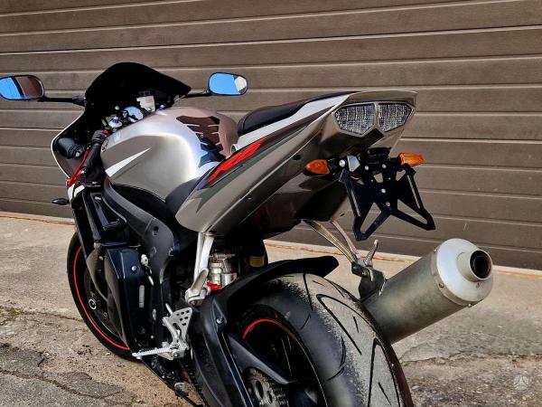 Yamaha R6 2003 in Vilnius, with an engine capacity of 0.60 L and mileage of 34 thousand km for 3650 €, photo 5 on AUTOMOTO.COM.LV
