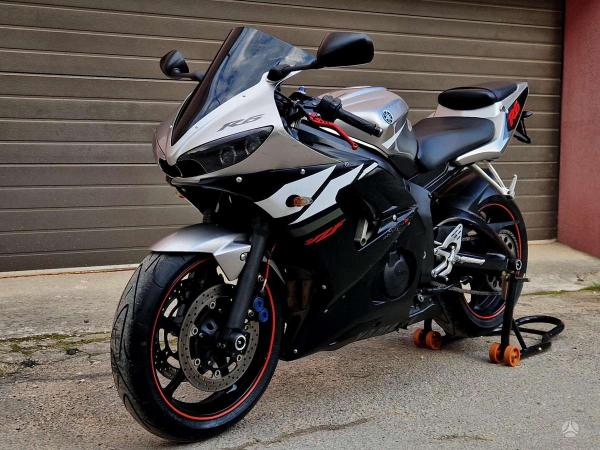 Yamaha R6 2003 in Vilnius, with an engine capacity of 0.60 L and mileage of 34 thousand km for 3650 €, photo 6 on AUTOMOTO.COM.LV