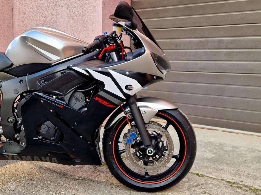 Yamaha R6 2003 Viļņa, ar dzinēja tilpumu 0.60 L un nobraukumu 34 tūkst. km par 3650 €, foto 8 vietnē AUTOMOTO.COM.LV
