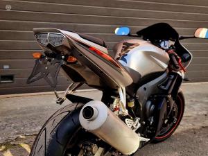 Yamaha R6 2003 Viļņa, ar dzinēja tilpumu 0.60 L un nobraukumu 34 tūkst. km par 3650 €, foto 9 vietnē AUTOMOTO.COM.LV