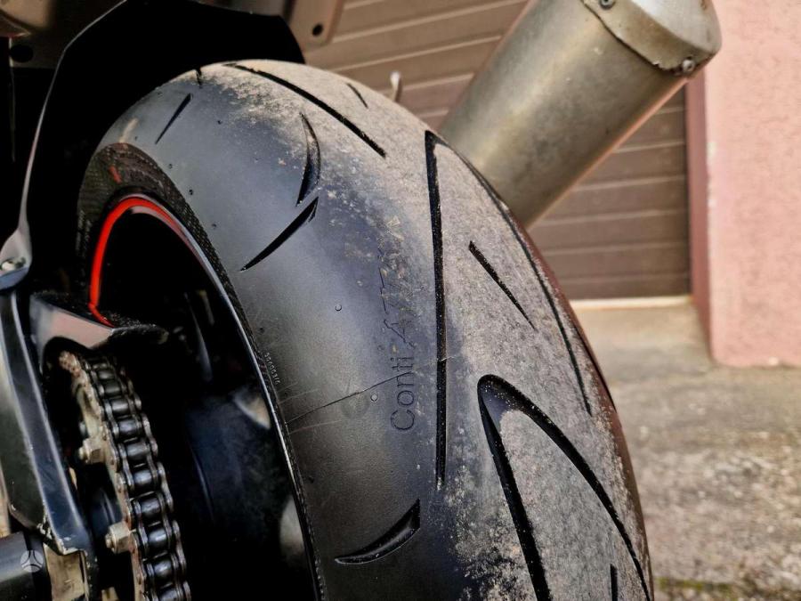Yamaha R6 2003 Viļņa, ar dzinēja tilpumu 0.60 L un nobraukumu 34 tūkst. km par 3650 €, foto 13 vietnē AUTOMOTO.COM.LV