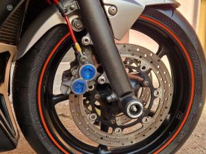 Yamaha R6 2003 Viļņa, ar dzinēja tilpumu 0.60 L un nobraukumu 34 tūkst. km par 3650 €, foto 15 vietnē AUTOMOTO.COM.LV