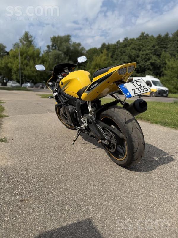 Yamaha R6 2003 in Riga, with an engine capacity of 0.60 L and mileage of 0 thousand km for 3020 €, photo 3 on AUTOMOTO.COM.LV