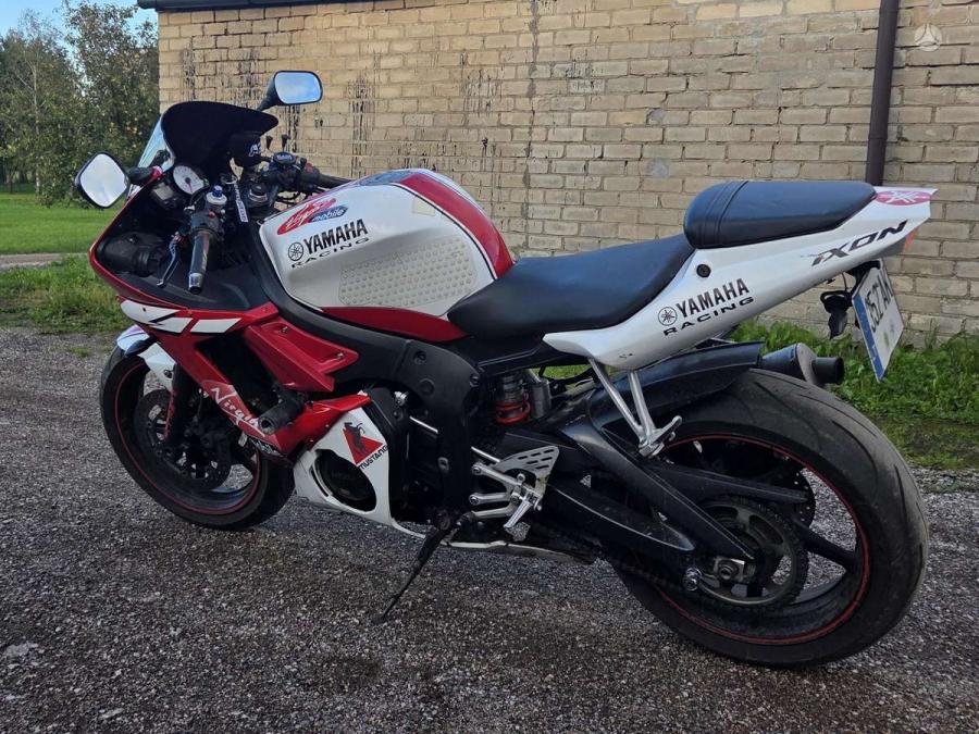 Yamaha R6 2003 in Marijampole, with an engine capacity of 0.60 L and mileage of 57 thousand km for 3000 €, photo 1 on AUTOMOTO.COM.LV