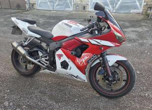 Yamaha R6 2003 in Marijampole, with an engine capacity of 0.60 L and mileage of 57 thousand km for 3000 €, photo 4 on AUTOMOTO.COM.LV