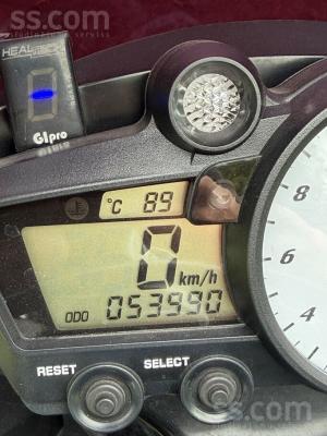 Yamaha R6 2003 Rīga, ar dzinēja tilpumu 0.60 L un nobraukumu 0 tūkst. km par 2900 €, foto 3 vietnē AUTOMOTO.COM.LV