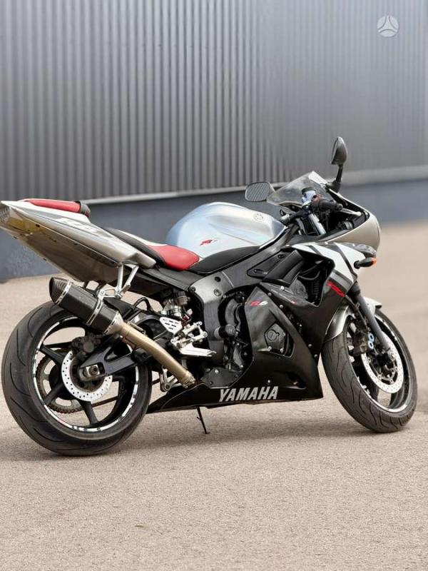 Yamaha R6 2004 in Mazeikiai, with an engine capacity of 0.00 L and mileage of 48 thousand km for 2750 €, photo 3 on AUTOMOTO.COM.LV