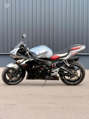 Yamaha R6 2004 Mažeikiai, ar dzinēja tilpumu 0.00 L un nobraukumu 48 tūkst. km par 2750 €, foto 7 vietnē AUTOMOTO.COM.LV