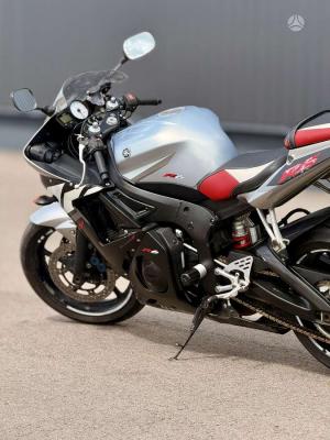 Yamaha R6 2004 Mažeikiai, ar dzinēja tilpumu 0.00 L un nobraukumu 48 tūkst. km par 2750 €, foto 9 vietnē AUTOMOTO.COM.LV