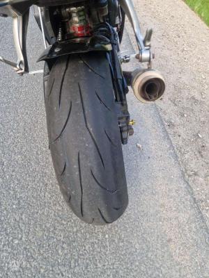 Yamaha R6 2004 in Vilnius, with an engine capacity of 0.60 L and mileage of 70 thousand km for 3800 €, photo 4 on AUTOMOTO.COM.LV