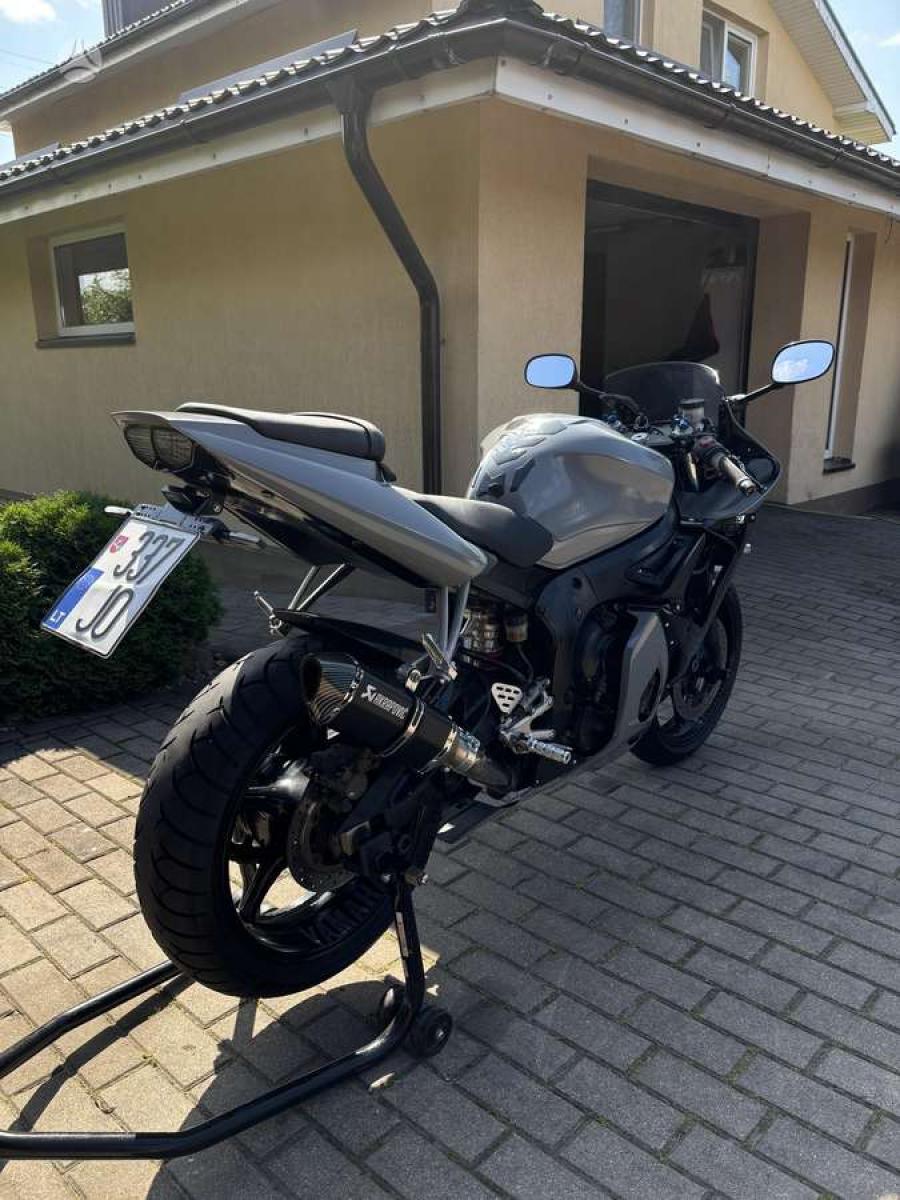 Yamaha R6 2004 in Klaipeda, with an engine capacity of 0.60 L and mileage of 67 thousand km for 3850 €, photo 5 on AUTOMOTO.COM.LV