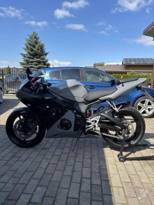 Yamaha R6 2004 in Klaipeda, with an engine capacity of 0.60 L and mileage of 67 thousand km for 3850 €, photo 6 on AUTOMOTO.COM.LV